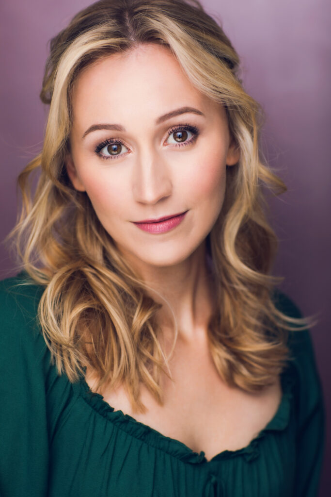 Miss Molly | Amphibian Stage